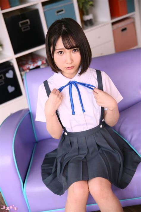 由良かな 白ソックスなプリスカ制服画像