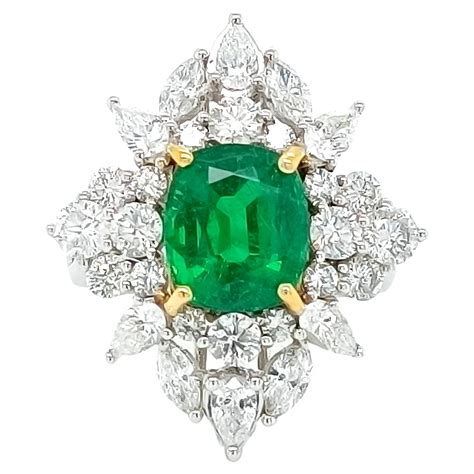 Bright Zambian Emerald And Diamond Ring For Sale At 1stdibs