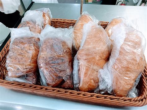 【八ヶ岳パン工房】中央道の八ヶ岳パーキングエリア（下り線）のパン屋さんに行くのなら開店直後が狙い目 老後の不安を解消するお金の増やし方。
