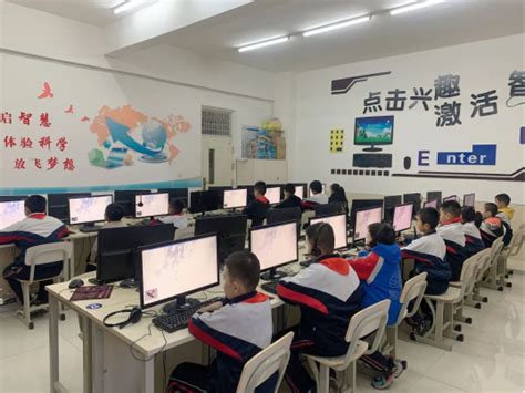 “双减”这一年丨科技赋能课后服务 精准助推“双减”实效 鄂尔多斯教育在线