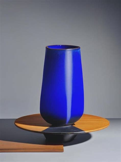 Yves Klein Style Aieasypic