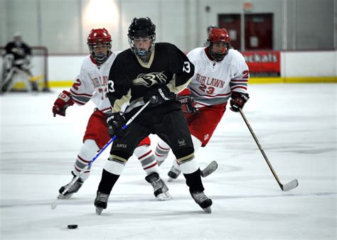 Bryan Codner Eager For Another Year With The River Dell Golden Hawks River Dell Nj Patch