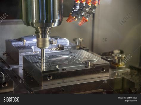 Operation Cnc Image Photo Free Trial Bigstock