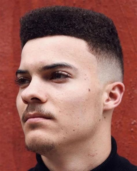 10 Gaya Rambut Mohawk Pendek Yang Keren Dan Stylish