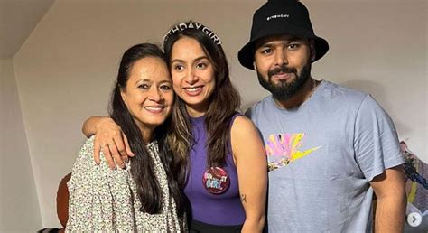Pictures Rishabh Pant Celebrates His Sisters Birthday Shares
