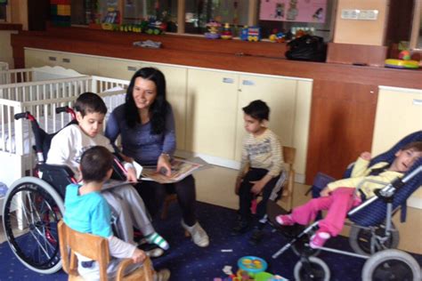 Основна школа Др Драган Херцог Центар за заштиту одојчади деце и омладине Звечанска 7