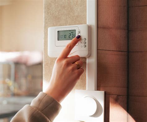 Common Reasons Your Thermostat Isn T Working And
