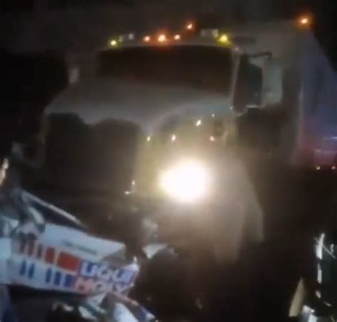 Fatal Colisión Entre Tráiler Y Camioneta En La México Puebla Cobra Dos