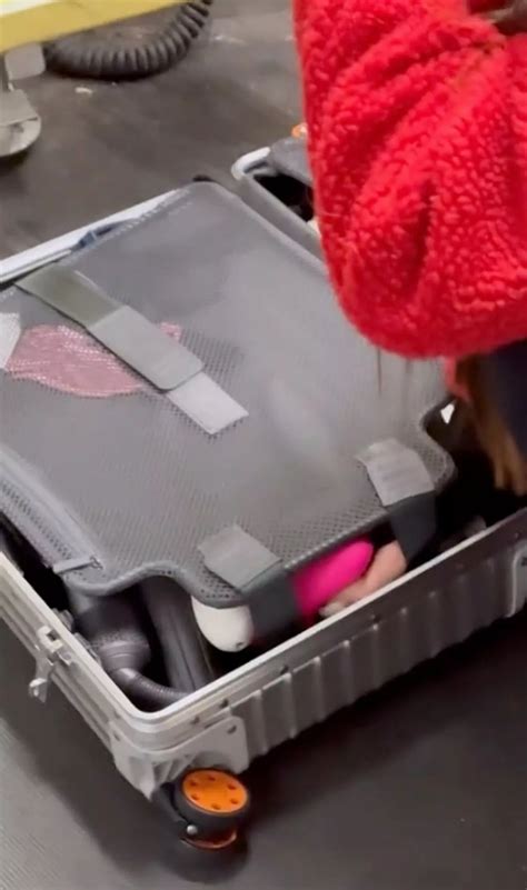 Model Asked To Leave Plane After Strange Vibrating Noise Comes From