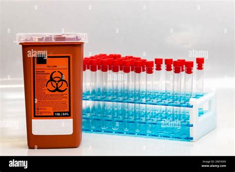 Sharps Container Hi Res Stock Photography And Images Alamy