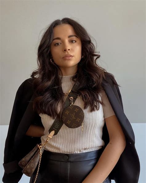 Neža Spruk On Instagram Im Back 🖤 In What May Just Be One Of My Favorite Outfits 😭