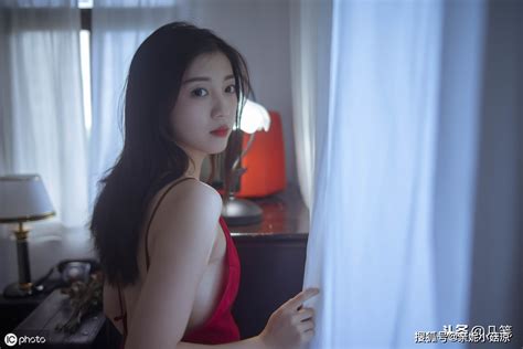 最常被人暗恋的3个星座女，自己却不自知，需要别人提醒双鱼