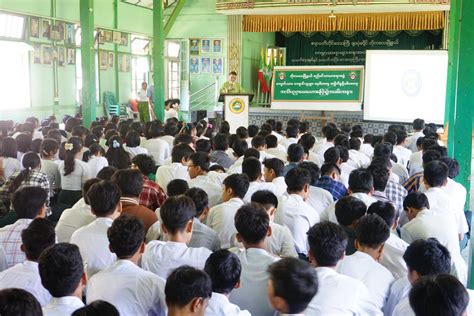 ဘိုကလေးမြို့နယ်တွင် ကျောင်းသားသူများ စနစ်တကျ အမှိုက်စွန့်ပစ်ရေး