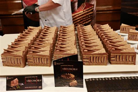 Különleges Név Különleges Torta A Dcj Stílusgyakorlat Lett