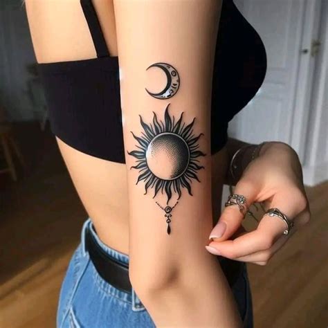 Pin By Brandon Aguilar On Pines Creados Por Ti Wrist Tattoos For Guys Tattoo Designs Wrist