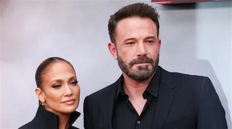 Jennifer Lopez Declares War Against Ben Affleck Source