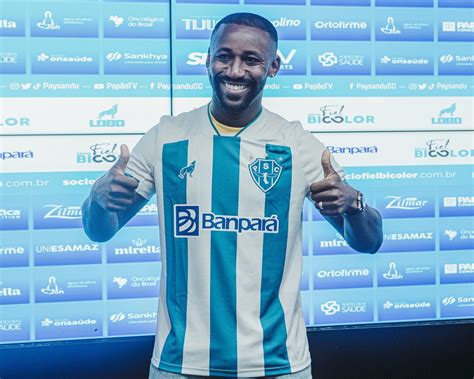 Apresentado Oficialmente Alves Diz Que Não Se Surpreendeu Com A Fiel