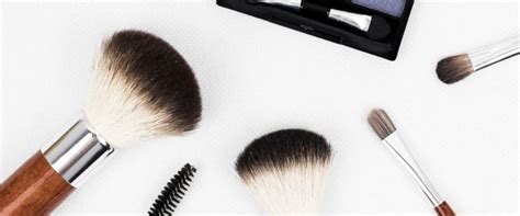 10 Rekomendasi Brush Makeup Set Lokal Di Bawah Rp 200 Ribu Lembut Dan