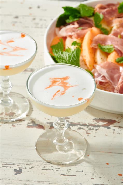 Pisco Sour Recipe Sour Foods Easy Dinner Recipes Pisco Sour