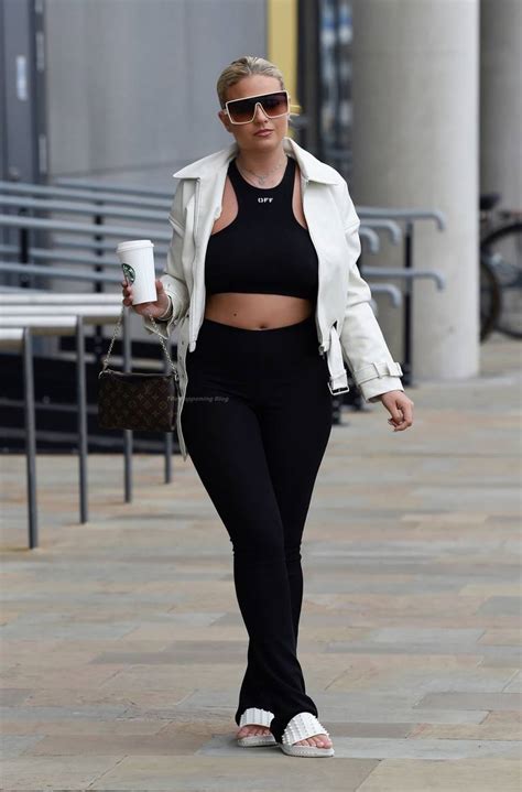 Apollonia Barbi Apollonia Llewellyn Apolloniabarbi