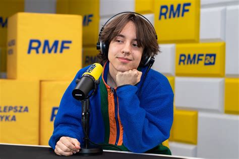 Premiera W Rmf Fm Ignacy I Samoloty Wokalista Zabiera Nas W
