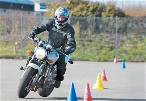 استمرار طرح صدور گواهینامه یک روزه موتورسیکلت تسنیم