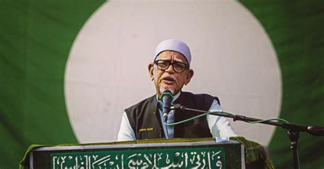 Federal Court Dismisses Bid To Restore Sedition Suit Against Hadi Awang