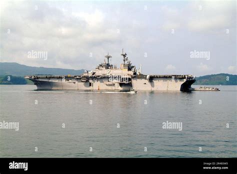Us Navy Landing Craft Utility Lcu 1631 Assigned To Assault Craft