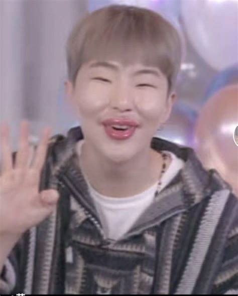 Seventeen Going Seventeen Seventeen Memes Meme Faces Funny Faces
