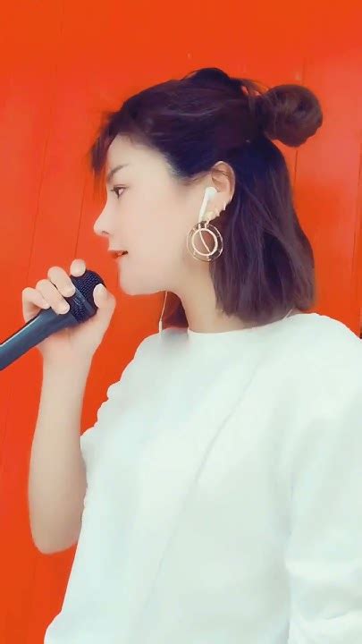 再见吧我最爱的你，很好听的一首歌，单曲循环了，我也试唱一下，你们可以听听原唱真的很好听，谢谢大家支持 自彈自唱 唱歌 音樂 翻唱 抖