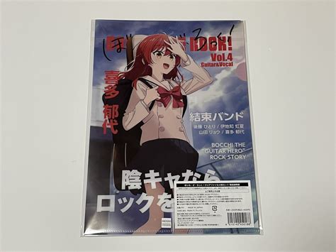 Tvアニメ「ぼっち・ざ・ろっく」のファミマ限定クリアファイルセットが12月7日発売、“音楽雑誌風”のデザイン コンビニ チェッカー