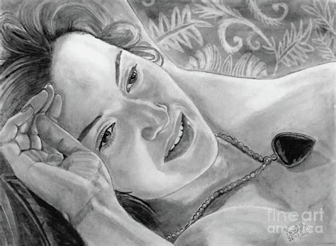 Kate Winslet Titanic Drawing Scene Pictures