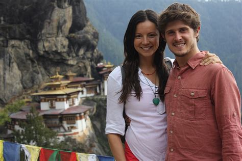 Daniel Cordaro En Lisa Michiko Flynn Krant Van De Aarde