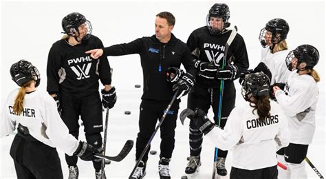 Pwhl Toronto Players Building Relationships With Common Goal In Camp