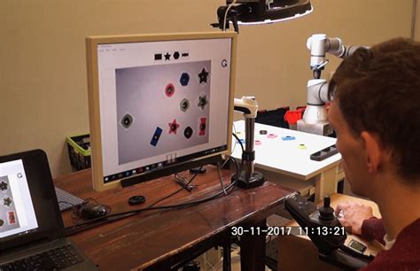 05 Robot Ur3 Workspace For Disabled Biomedical Engineering And Biocybernetics Team