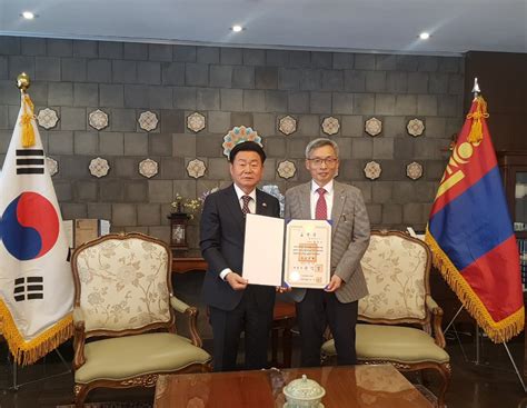 제 17회 세계한인의 날 계기 유공자 정부포상 전수식 개최 상세보기공관활동주몽골 대한민국 대사관