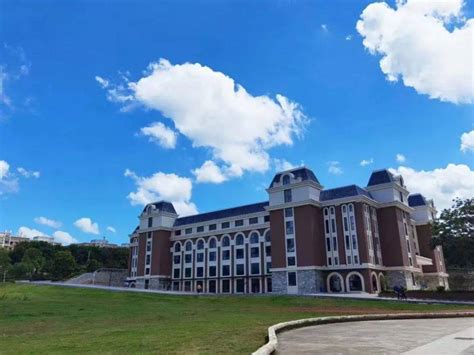 高考出分！多少分可以上广州华立学院（原广东工业大学华立学院）广东省本科文化