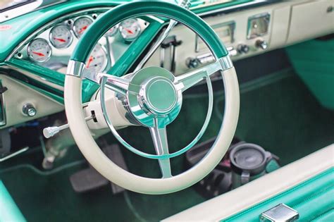 Comment peut on démarrer une voiture hybride lorsque sa batterie est