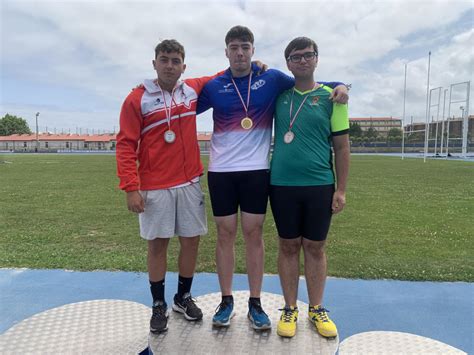 Once Atletas Se Coronaron Campeones De Cantabria Sub En La Primera Jornada Del Regional