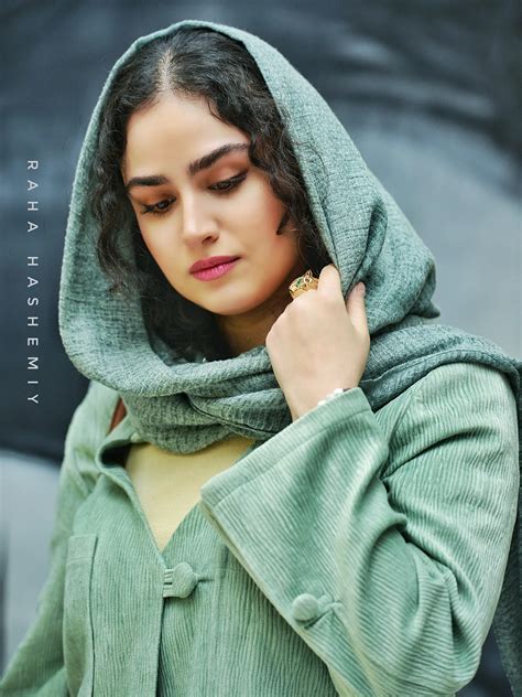 هانیه غلامی از نمایش‌های کوتاه حمایت کرد حضور بازیگر با استایل کژوال شیک در جشنواره عکس