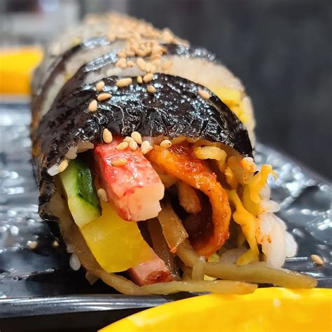 차사소닷컴 차사소닷컴 Added A New Photo — At 새벽식당