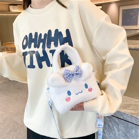 三麗鷗 Kuromi 單肩包 Kawaii Sanrio 包 Cinnamoroll My Melody 毛絨背包斜挎包 蝦皮購物