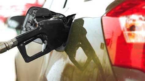 Aaa Gas Prices Falling Due To Low Demand