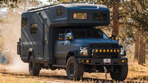 2023 EarthRoamer SX Is A 995 000 Off Grid Motorhome Using Chevy S