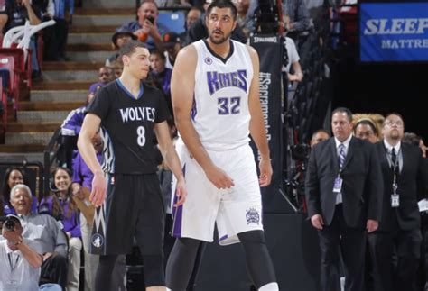 The Stature Of Sim Bhullar Born On December 2 1992 In Toronto By Tallestly Medium