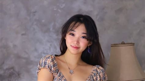 Jadi Sorotan Publik Berikut Fakta Menarik Sosok Gadis Cantik Livy