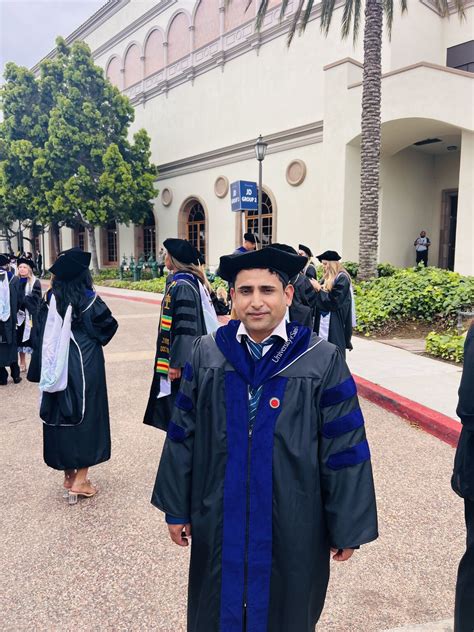 Usdgrad Llm Grateful Bar Abdul Mujeeb Zarin