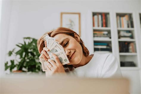 Compensation And Surrogacy How Much Do Surrogates Make Surrogacy Mama