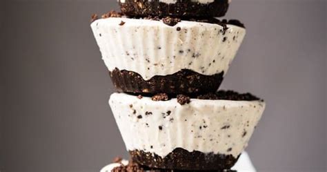 Gluten Free Paleo And Keto Cookies N Cream Fat Bombs Punchfork