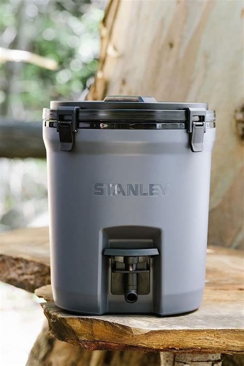 Stanley Adventure Fast Flow Water Jug 2 Gallon Leakproof Ice Water